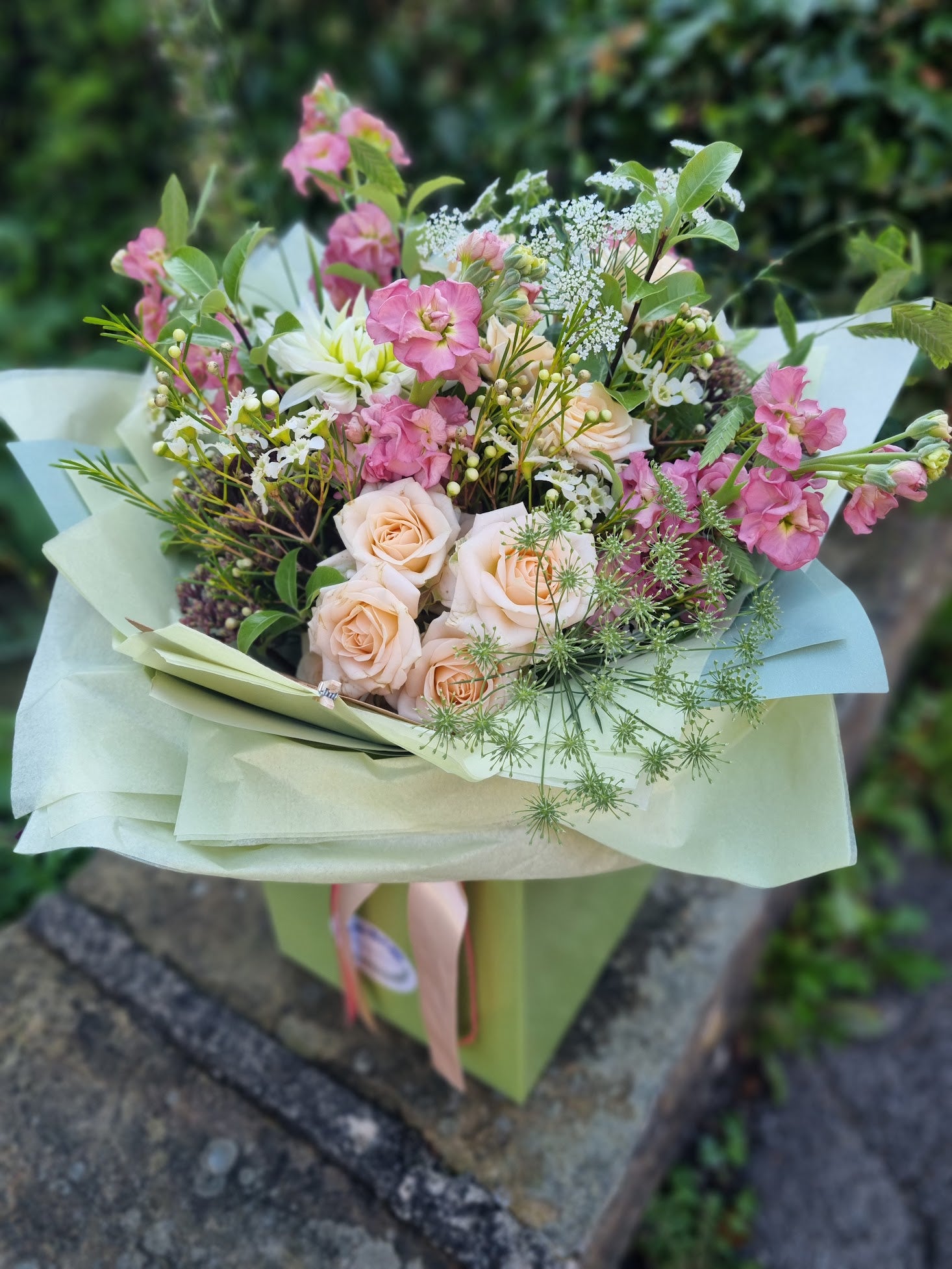 Boxed bouquet | Spring Wood Flowers