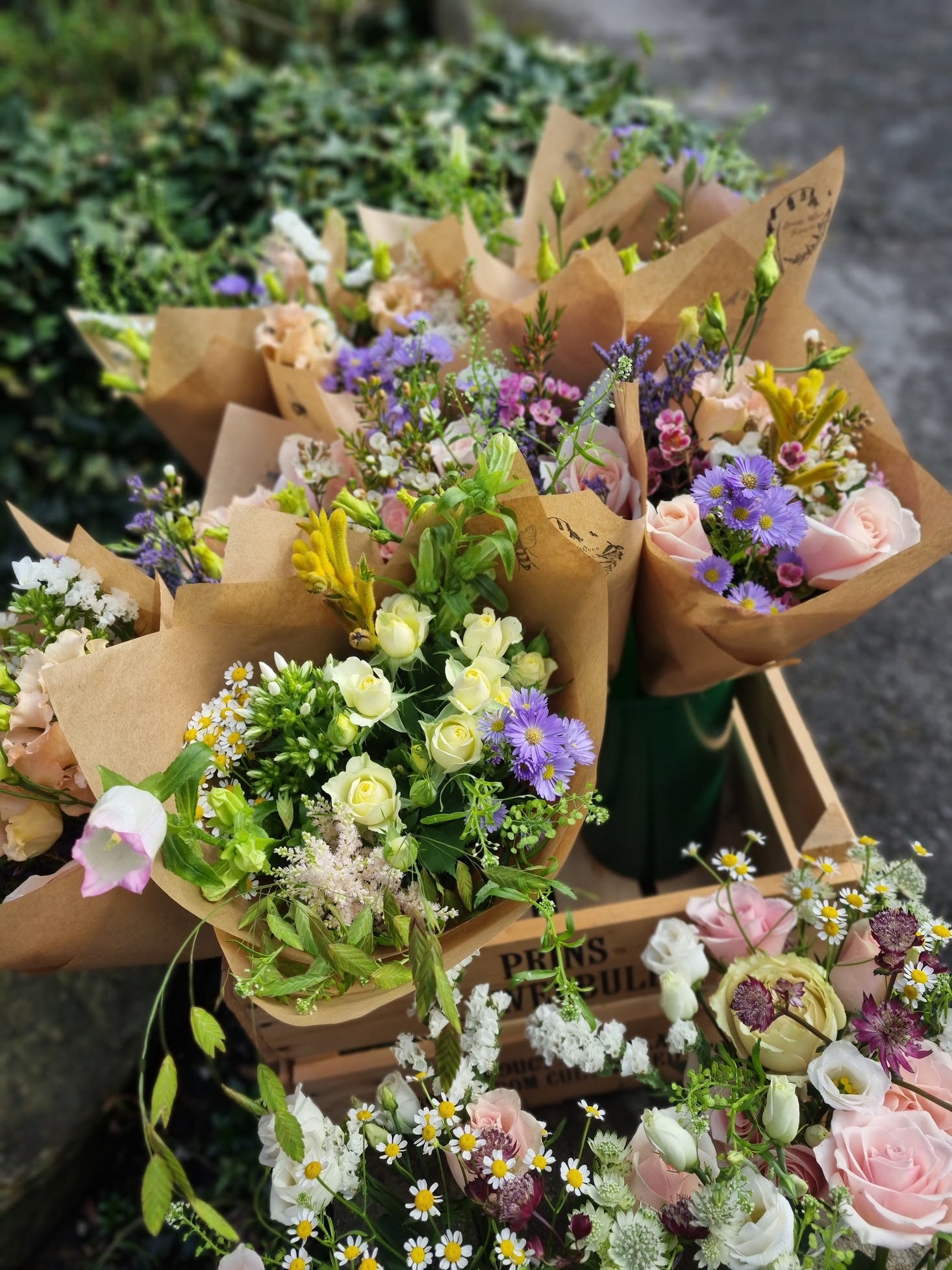Teeny tiny mini bouquets | Spring Wood Flowers